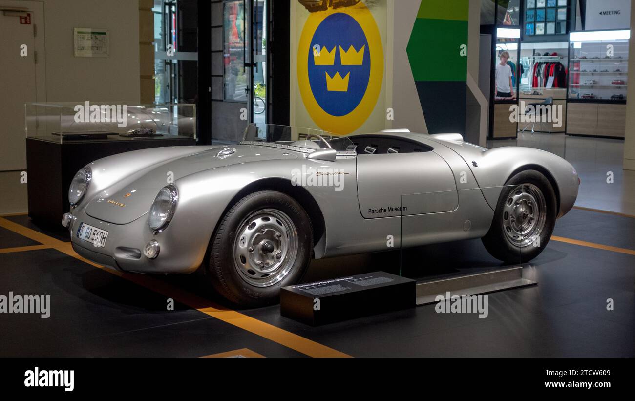 1955 Porsche 550 spyder Stock Photo - Alamy