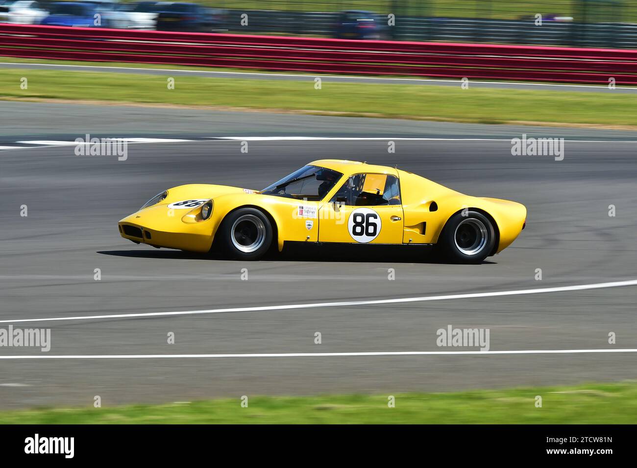 Dan Balfour, Chevron B8, HSCC GT & SR Championship for Guards Trophy ...