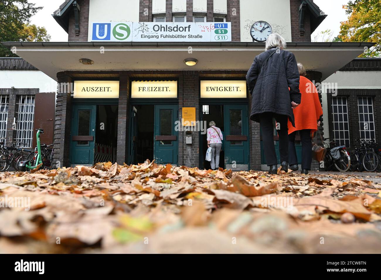 U- and S-Bahn station at the Ohlsdorf cemetery. The Ohlsdorf Cemetery ...