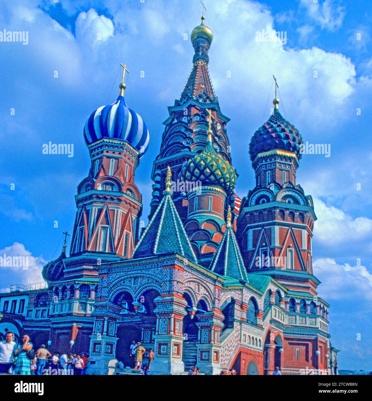 Saint basile cathedral hi-res stock photography and images - Alamy
