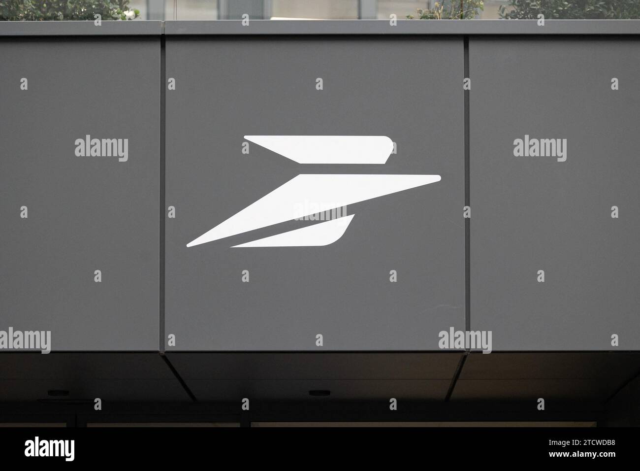 Paris, France. 14th Dec, 2023. La Poste logo at La Poste Group ...