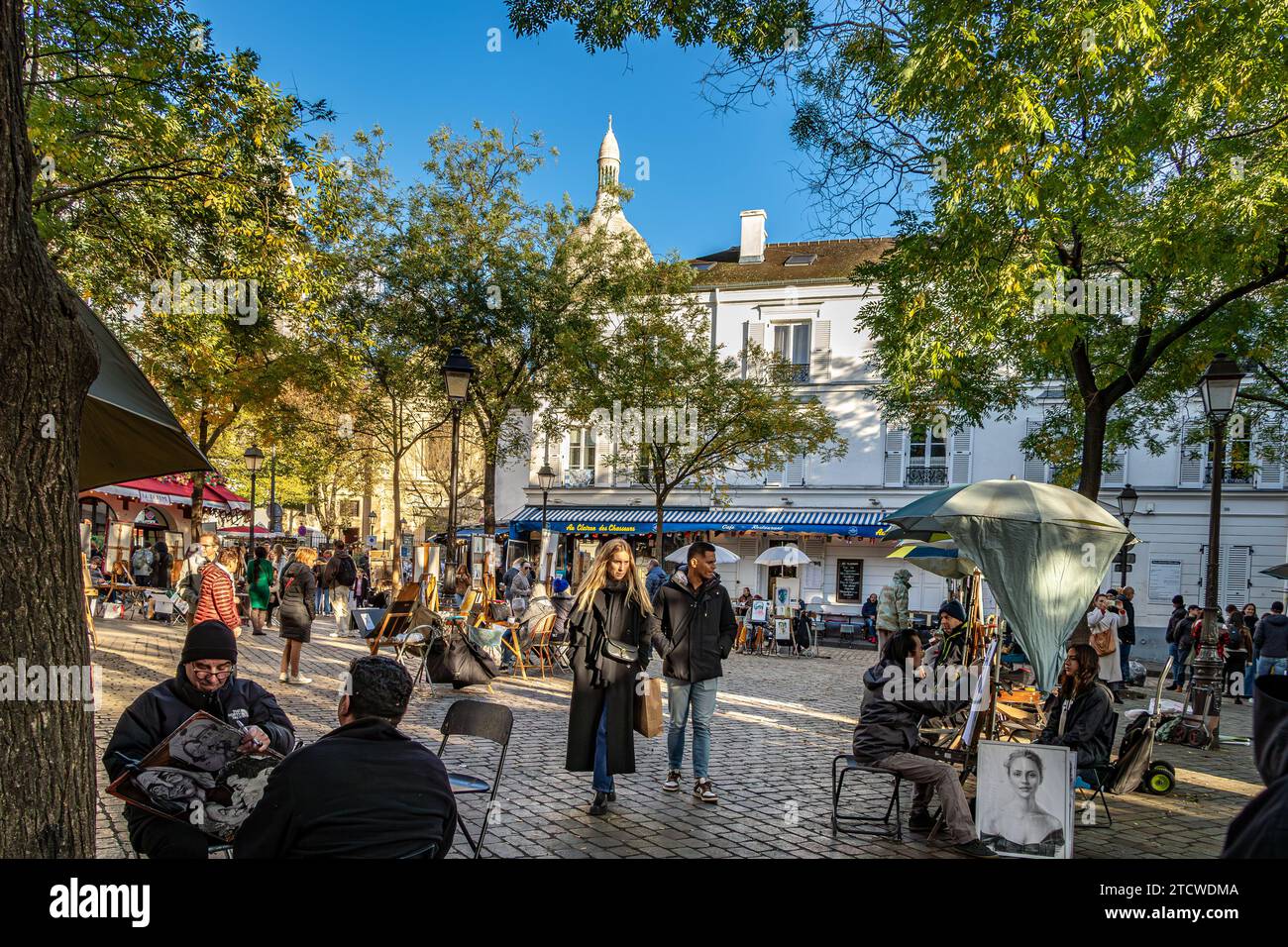 People walking around street hi-res stock photography and images - Alamy