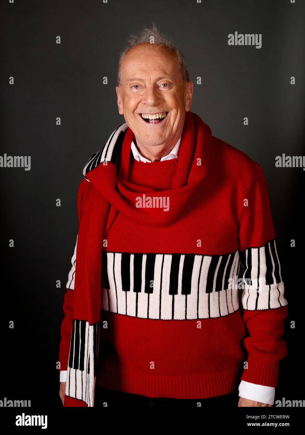 Gyles Brandreth at The Oldie Literary Lunch 12-12-23 Stock Photo - Alamy