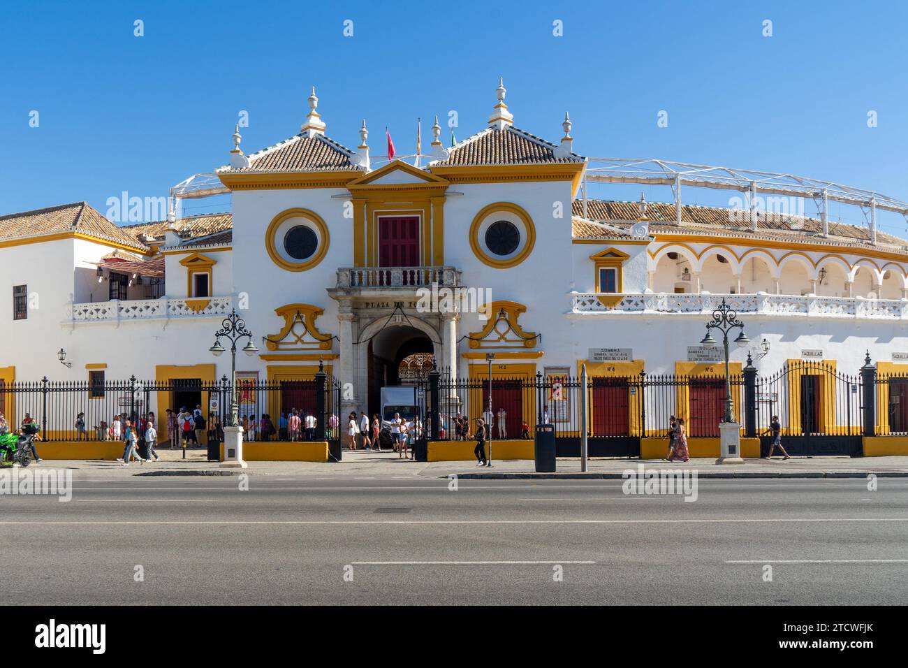 Walking through streets seville hi-res stock photography and images - Alamy