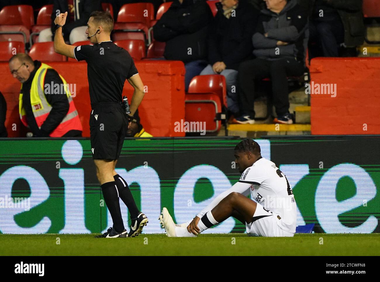 éric junior dina ebimbe frankfurt hi-res stock photography and images ...