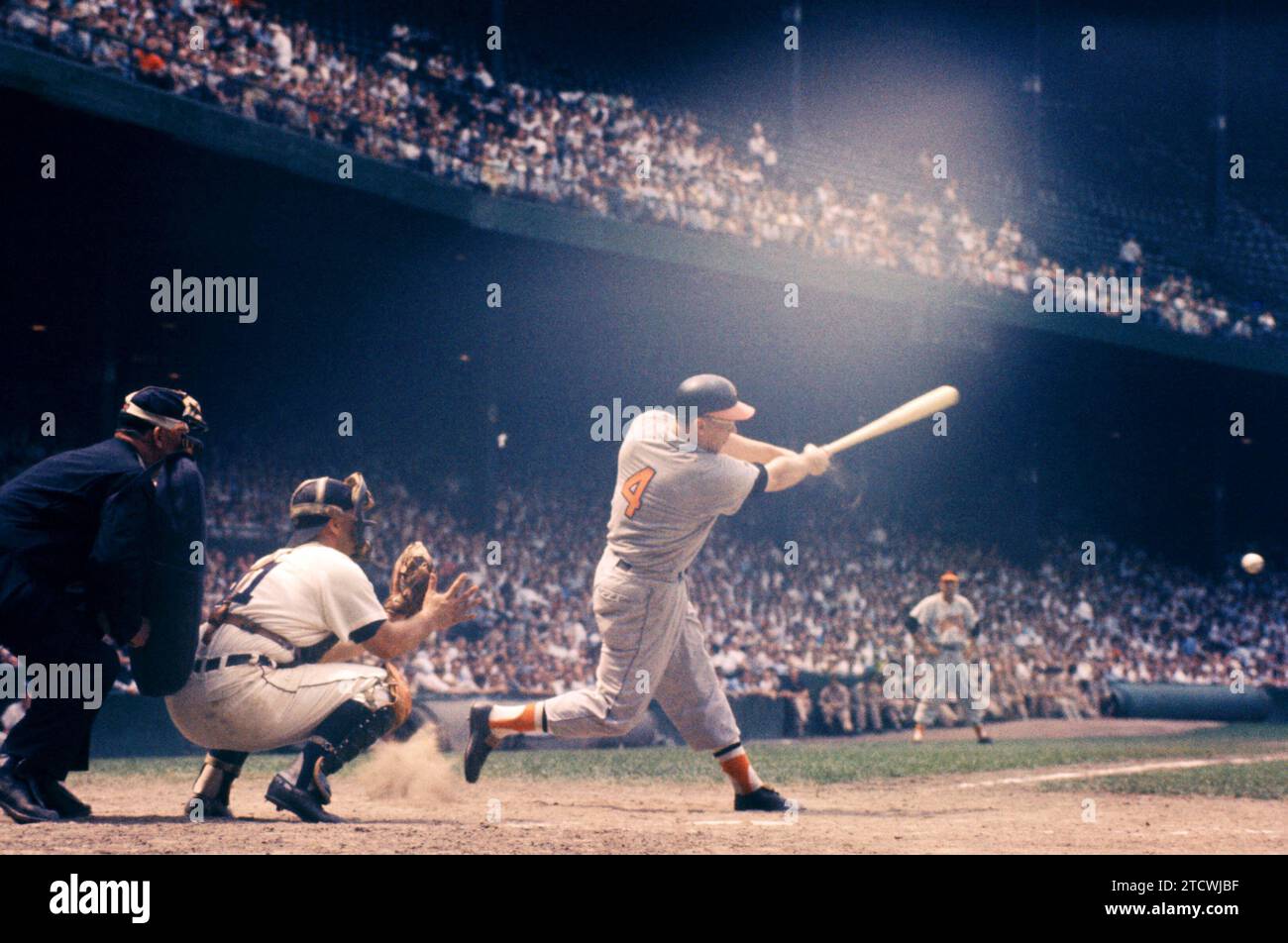 DETROIT, MI - JUNE 28: Bob Nieman #4 of the Baltimore Orioles swings at ...