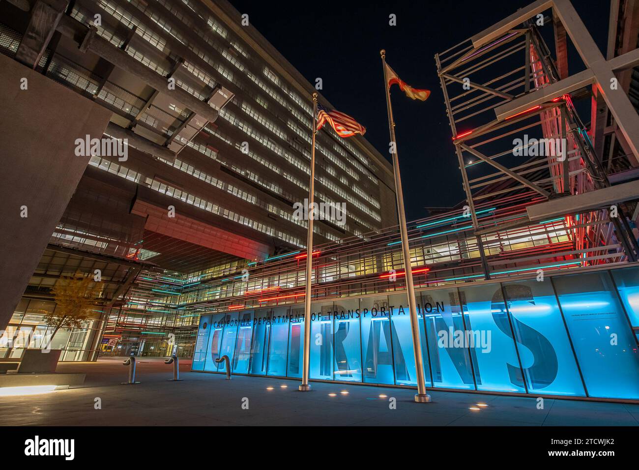 Caltrans building downtown los hi-res stock photography and images - Alamy