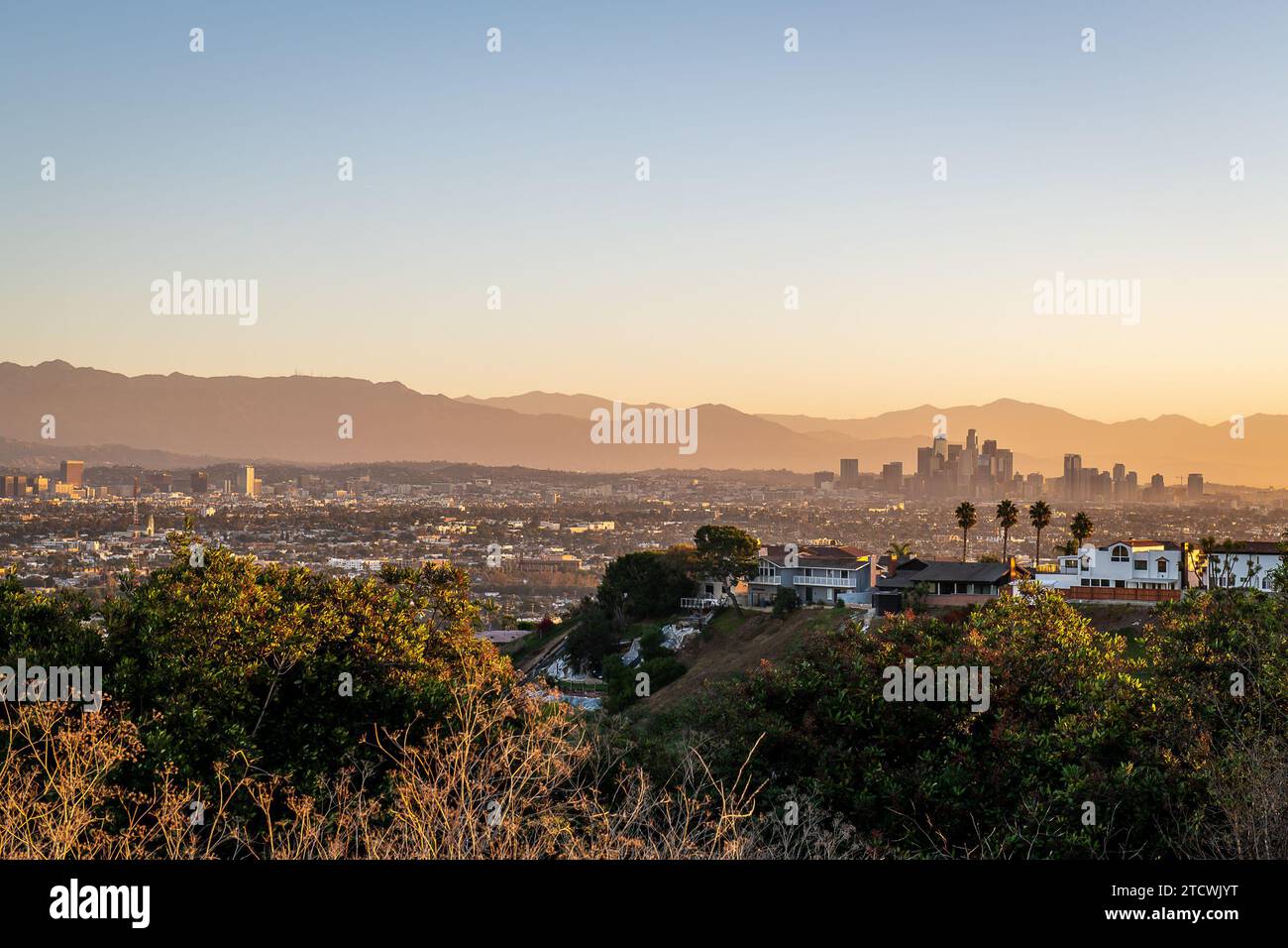 Los angeles skyline sunrise view hi-res stock photography and images ...