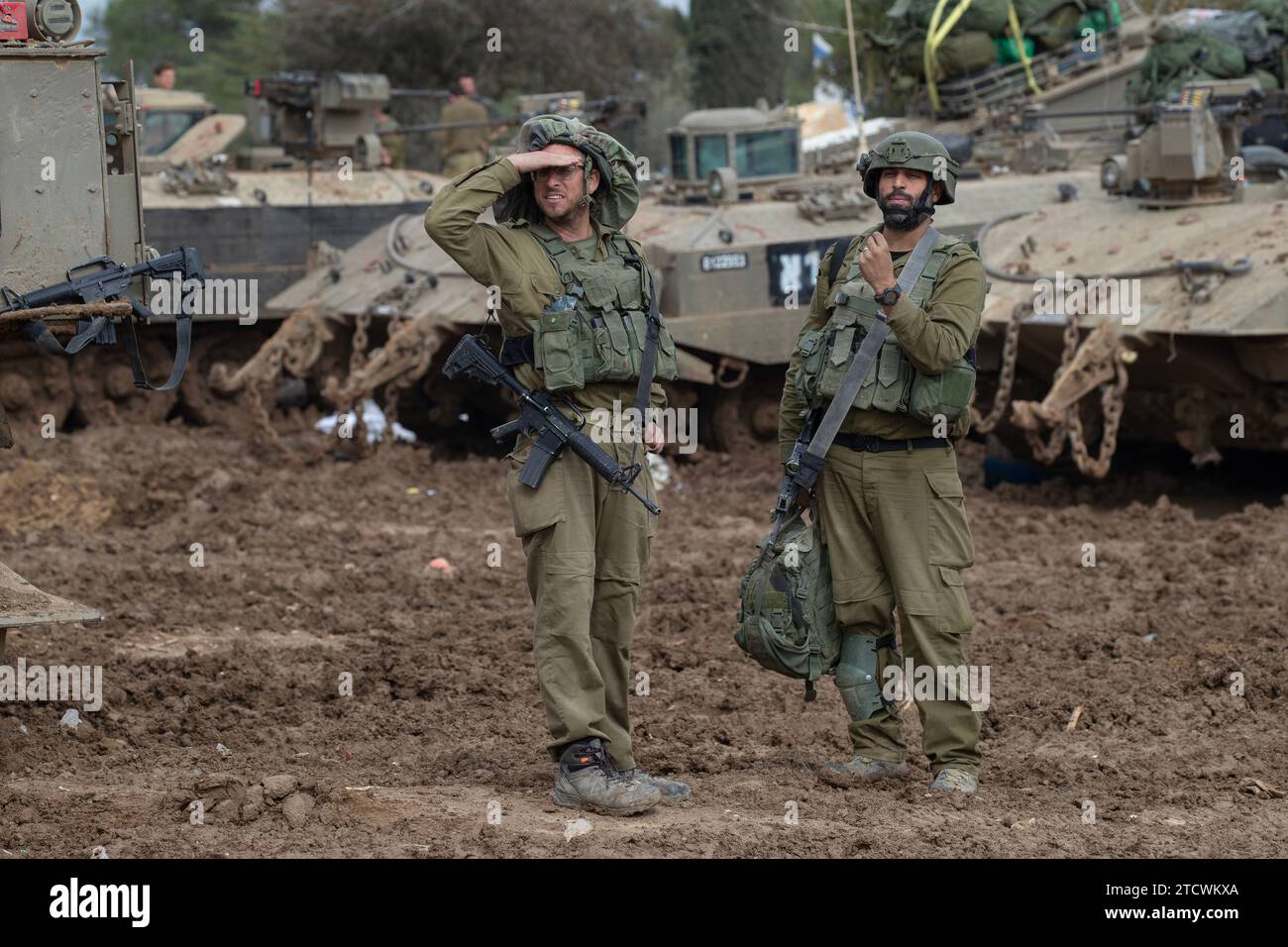 Southern Israel, Israel. 14th Dec, 2023. Israeli IDF reserve infantry ...