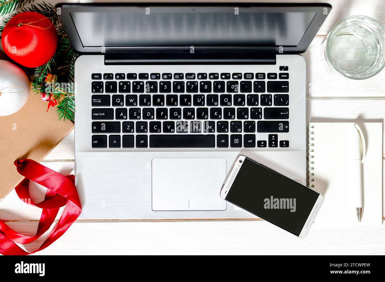 Choosing Christmas Gifts. Online shopping Stock Photo - Alamy