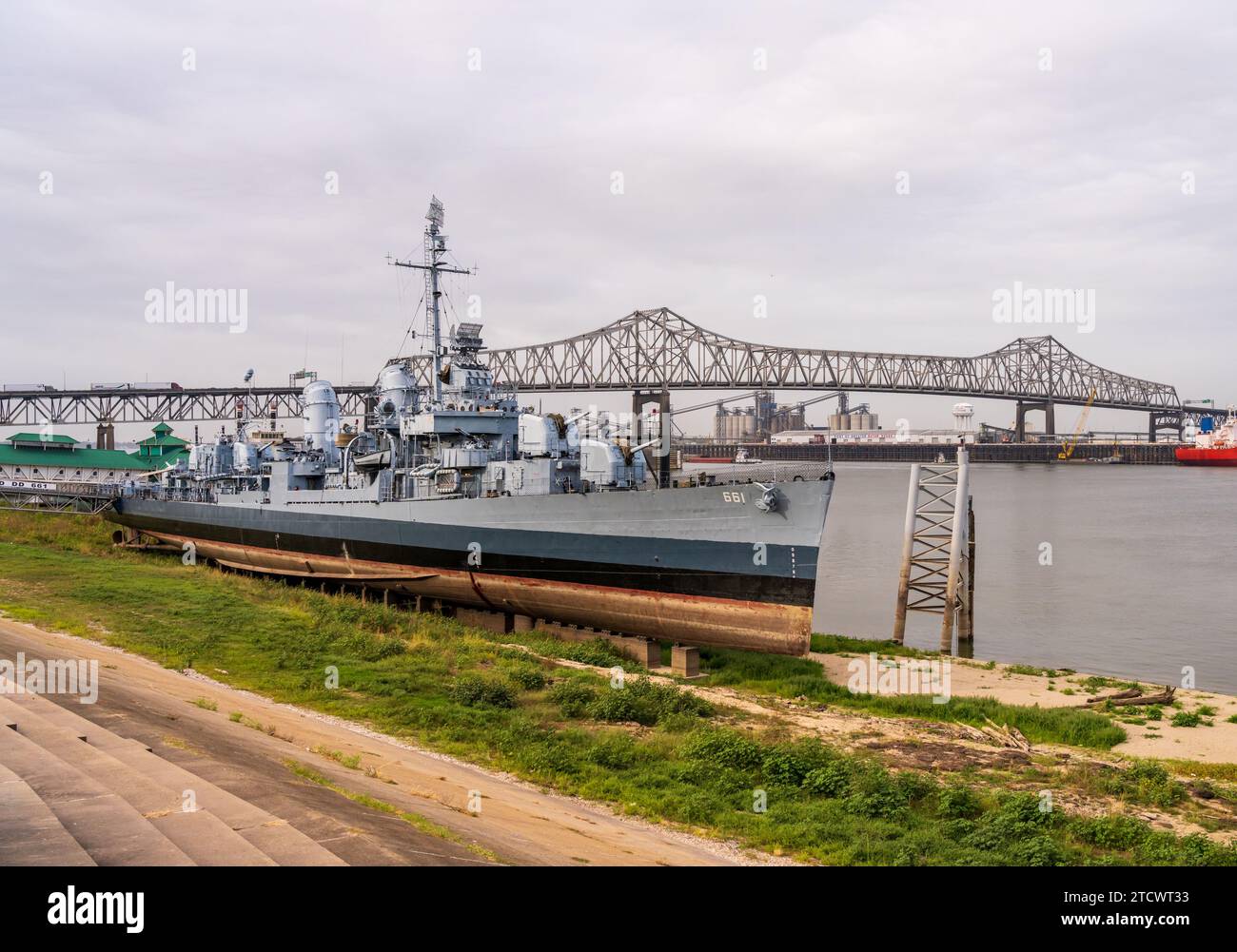 USS Kidd warship beached on the river bank of the Mississippi in low ...