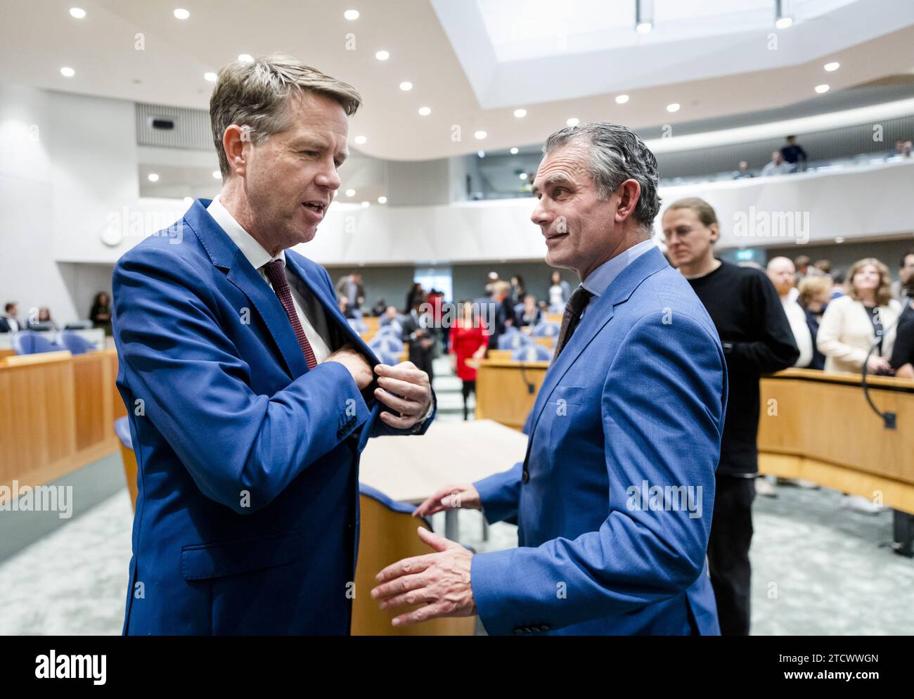 THE HAGUE - Martin Bosma (PVV) is congratulated by Tom van der Lee ...