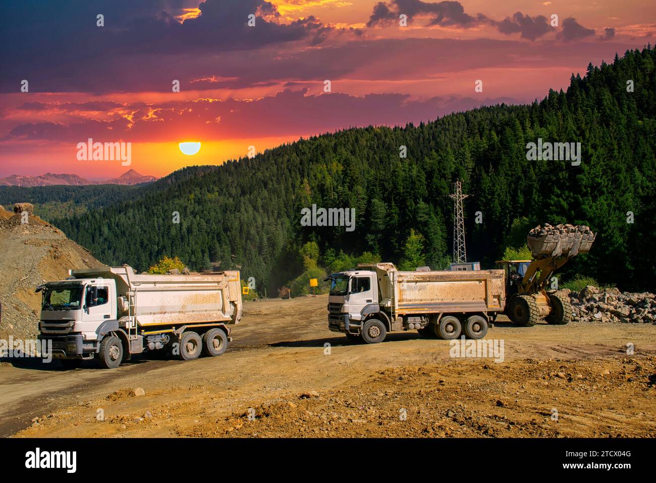 Loads earthen ground hi-res stock photography and images - Alamy