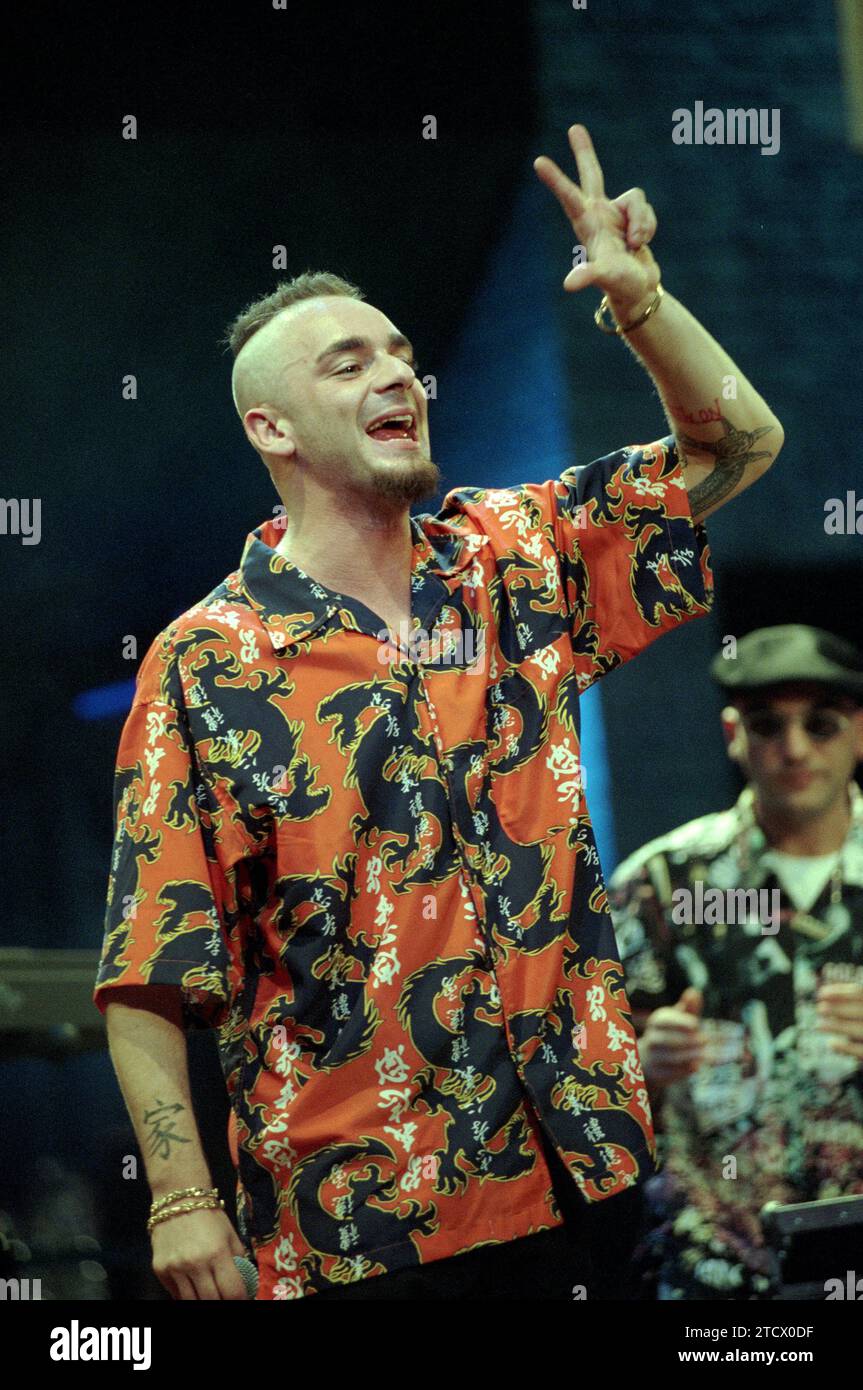 105 night express hi-res stock photography and images - Alamy