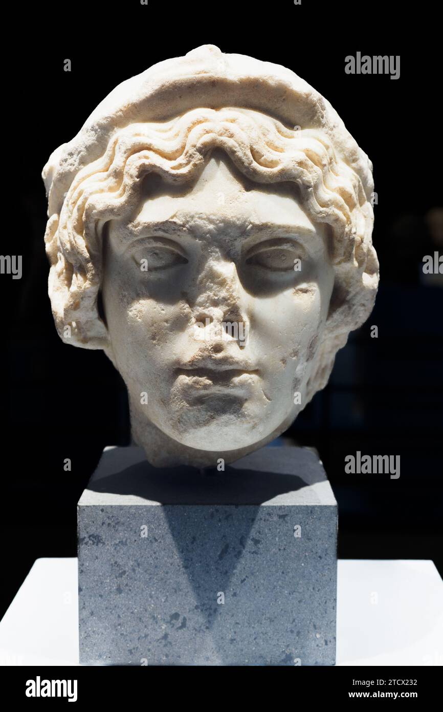 Head of Divinity with Diadem - Greek insular marble , copy after Greek ...