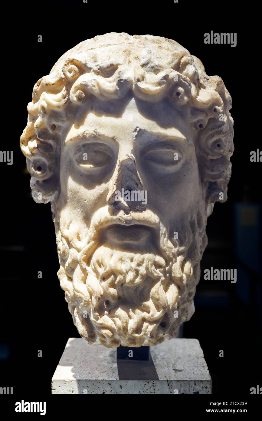 Zeus marble statue hi-res stock photography and images - Alamy