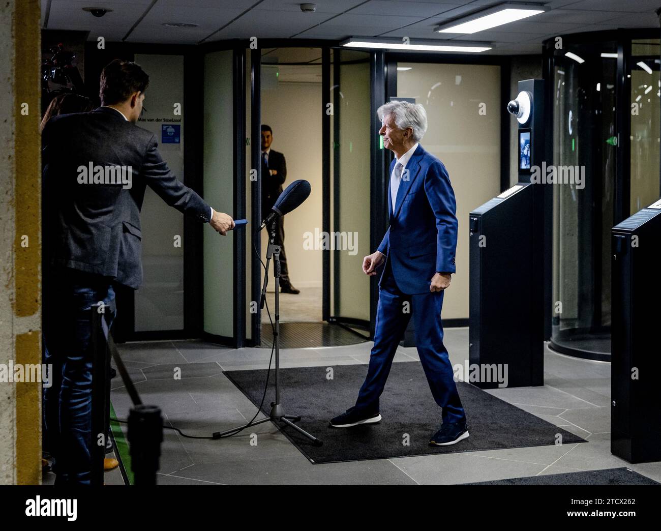 THE HAGUE - Informer Ronald Plasterk speaks to the press after a ...