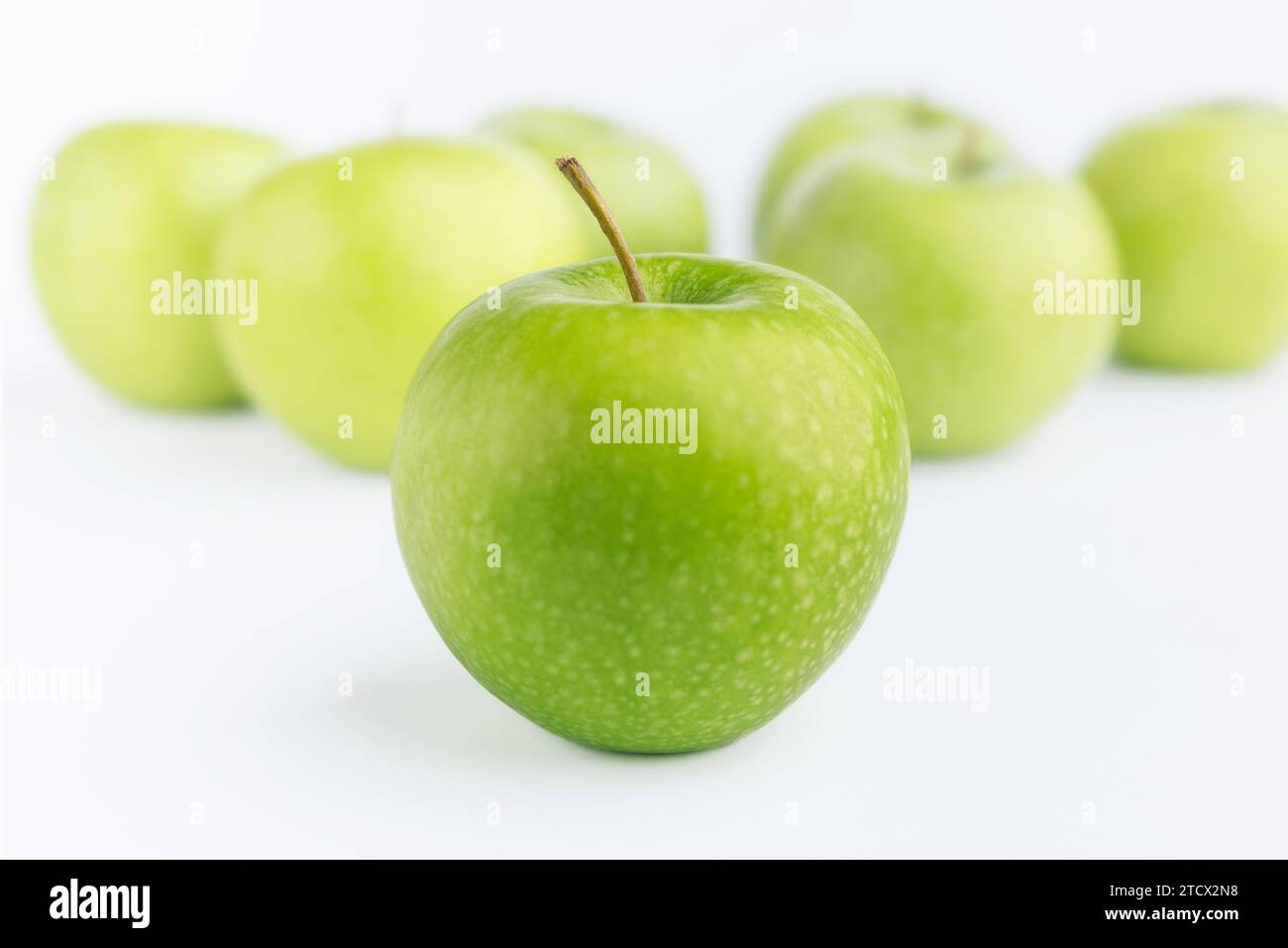 Fresh green apple isolated on white background. Clipping path Stock ...