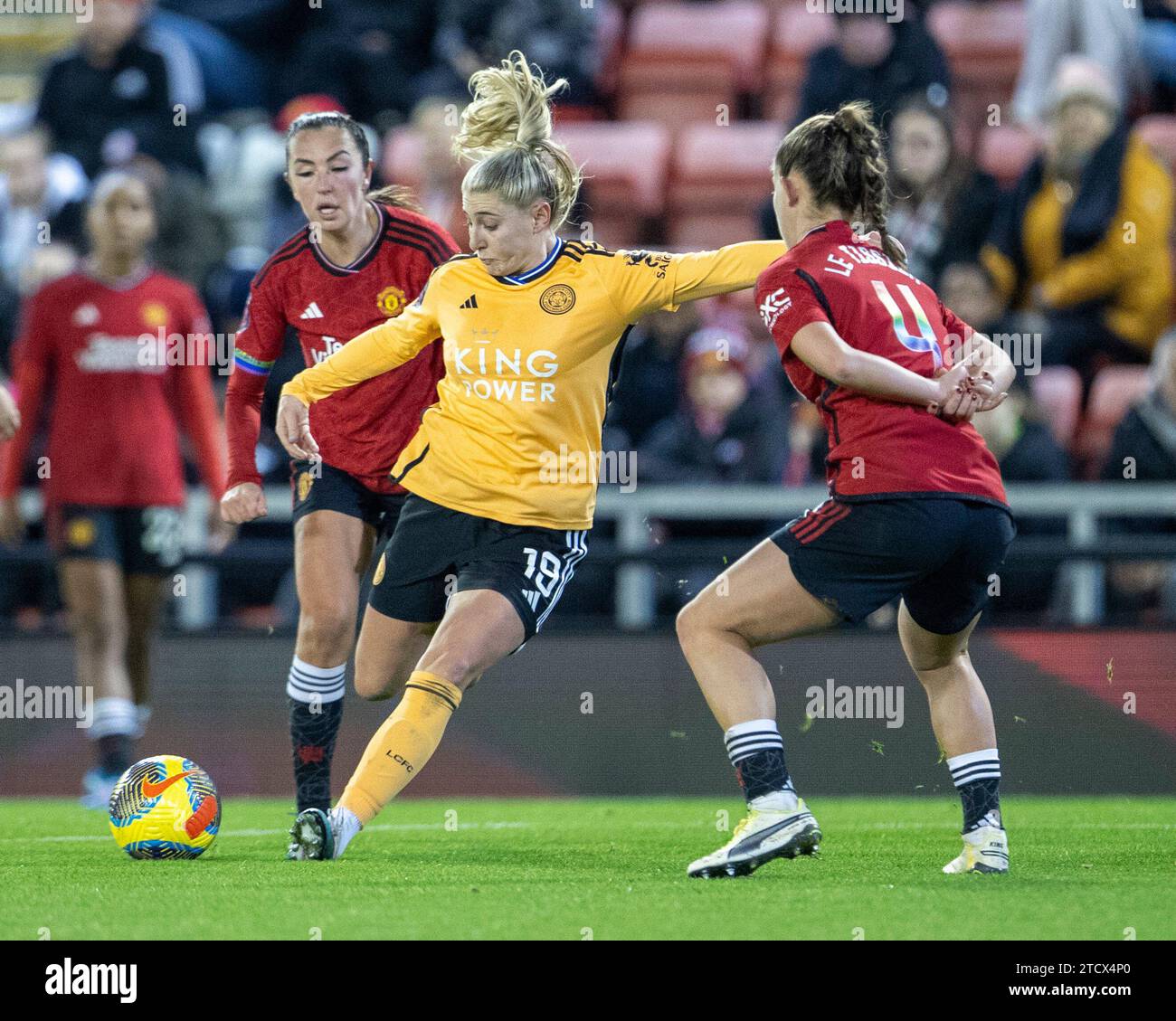 Leigh Sports Village, Manchester, UK. 14th Dec, 2023. FA Womens League ...