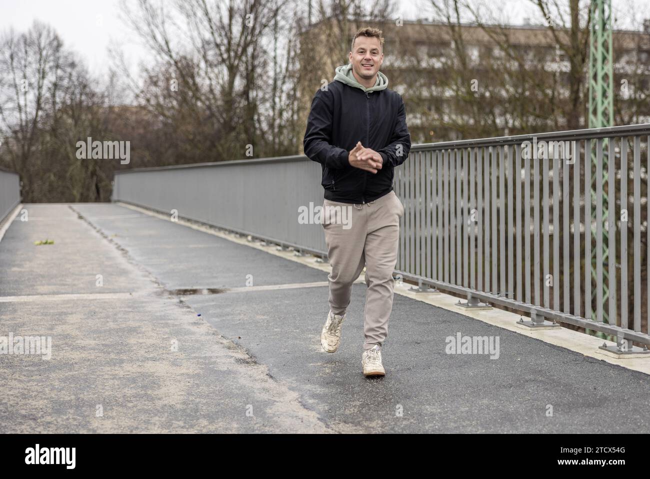 Cottbus, Germany. 14th Dec, 2023. Singer Alexander Knappe walks on a ...