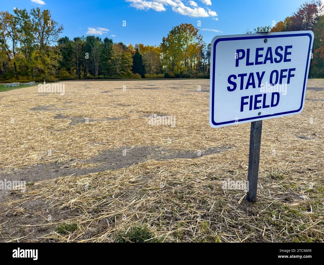 Please keep off the pitch hi-res stock photography and images - Alamy