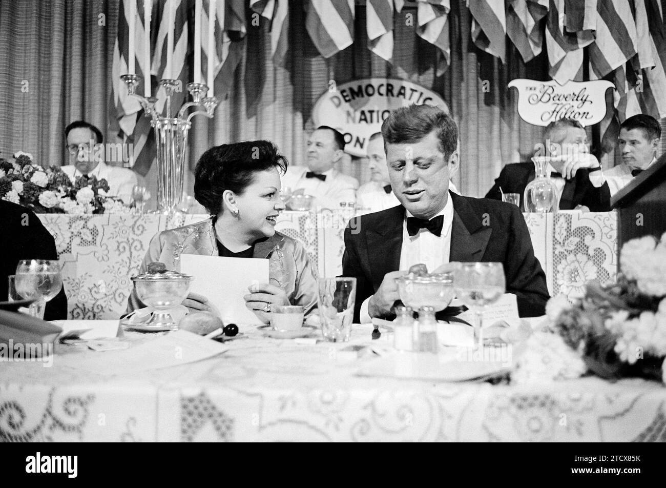 California culture 1960s hi-res stock photography and images - Alamy