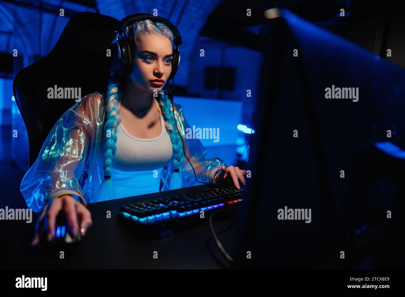 Professional cosplayer hi-res stock photography and images - Alamy