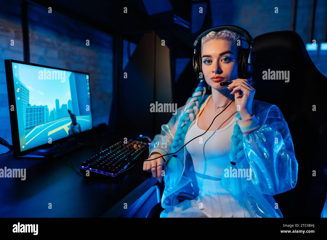 Professional cosplayer hi-res stock photography and images - Alamy