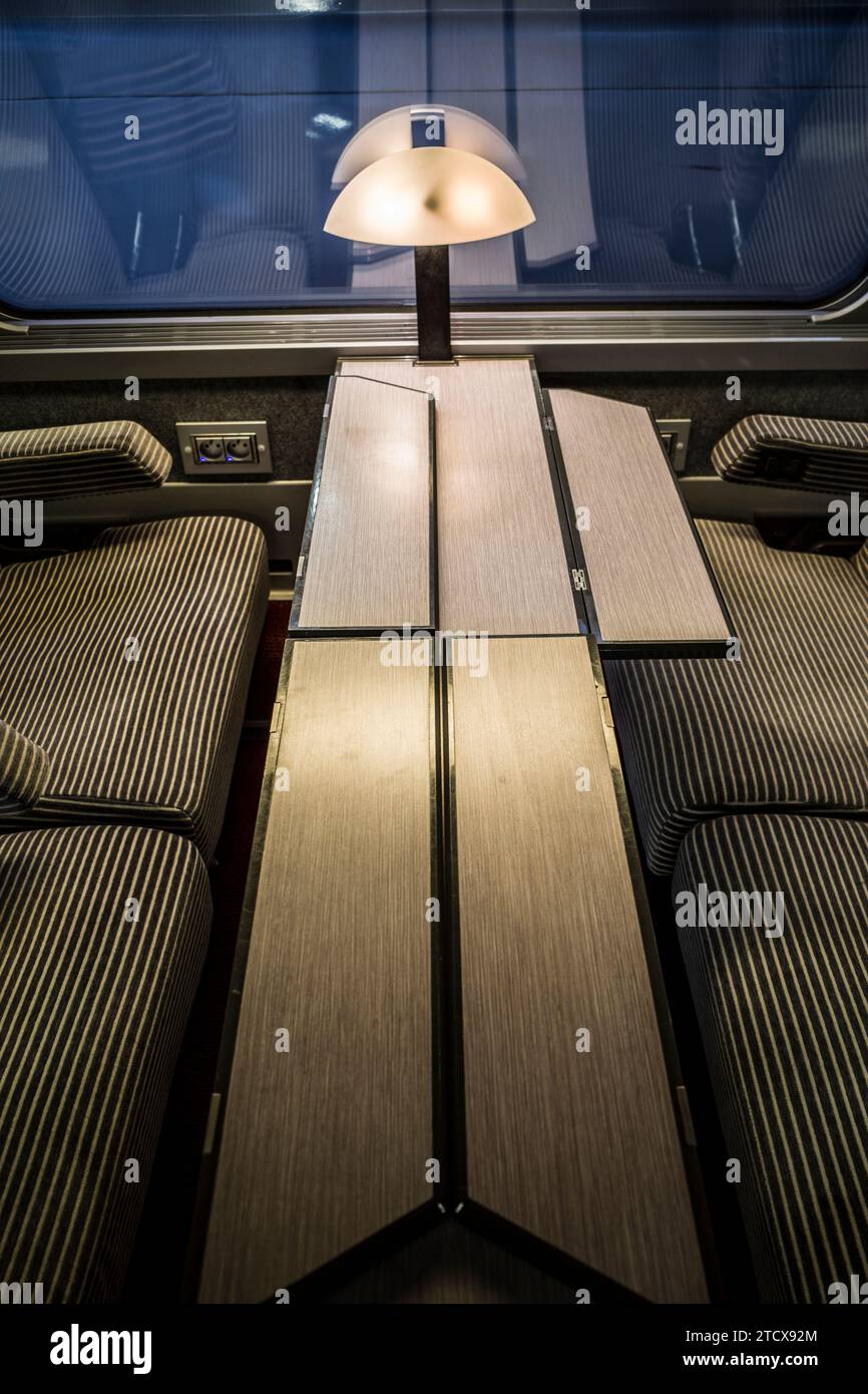 FRENCH TGV FIRST CLASS FAMILY CORNER - FRENCH TRAIN - TGV - SNCF ...