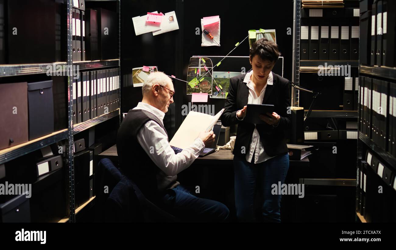 Evidence gathering team hi-res stock photography and images - Alamy