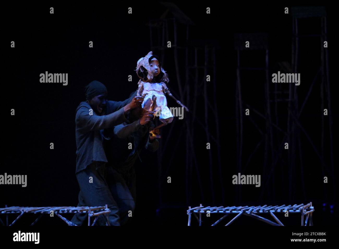 Human connection arts hi-res stock photography and images - Alamy