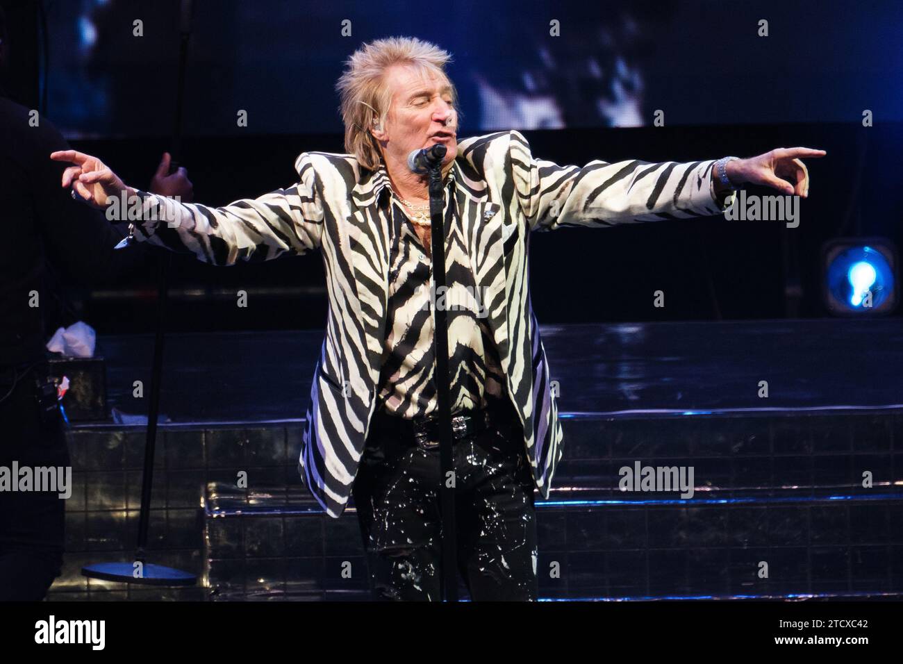 Rod singer hi-res stock photography and images - Alamy