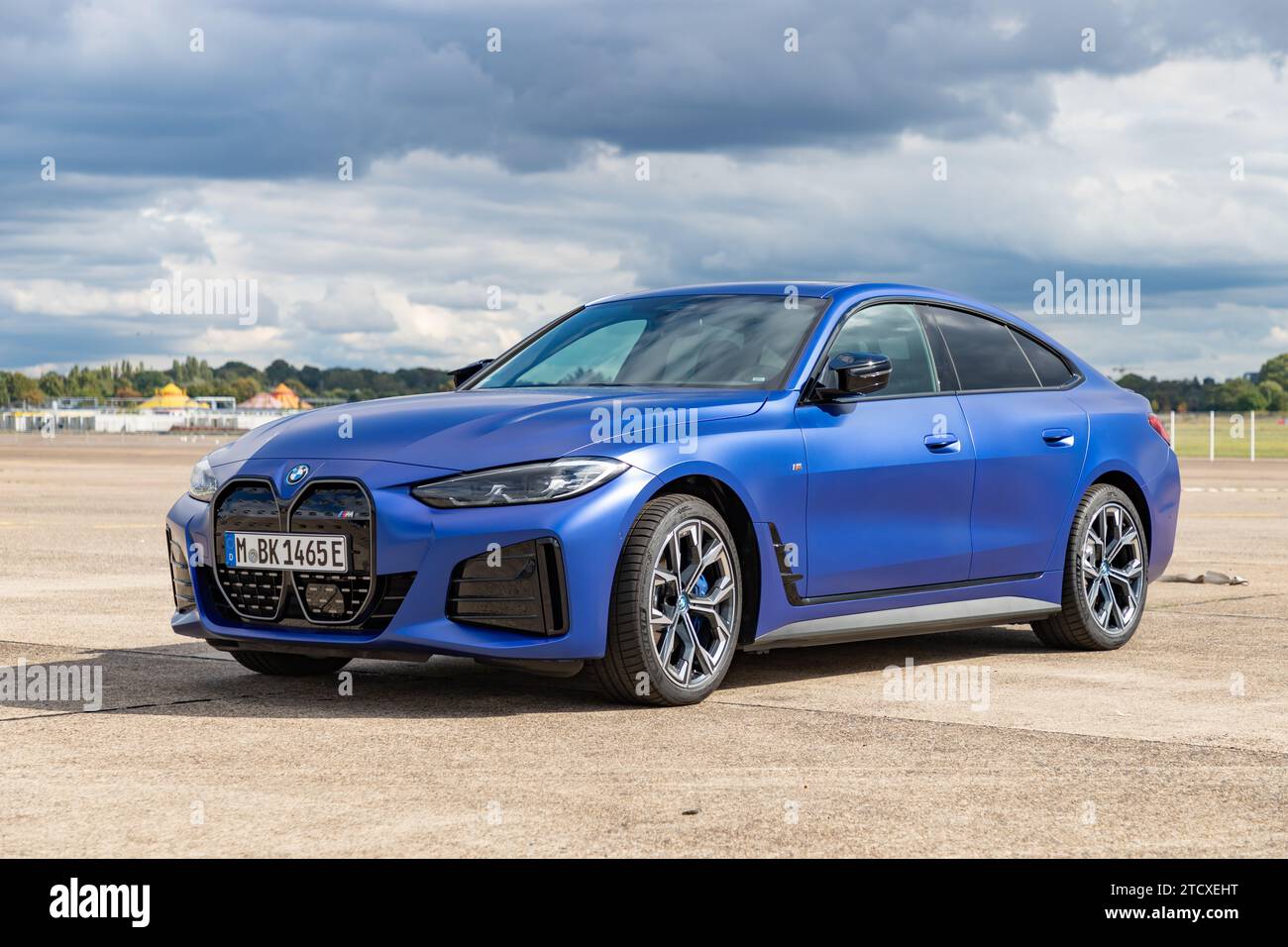 Bmw i4 hi-res stock photography and images - Alamy