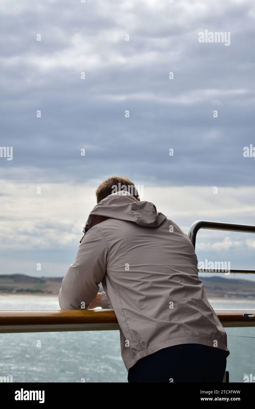 Leaning handrail hi-res stock photography and images - Alamy