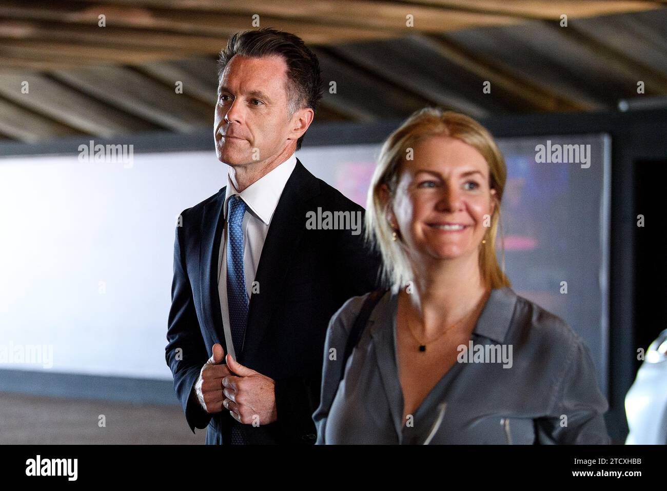 Sydney, Australia. 15th Dec, 2023. NSW Premier Chris Minns (left) and ...