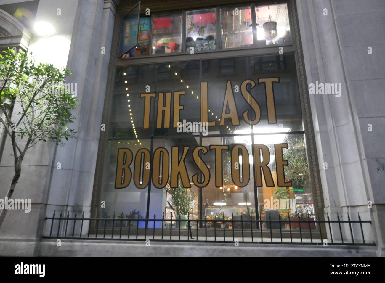 Los Angeles, California, USA 12th December 2023 The Last Bookstore in ...