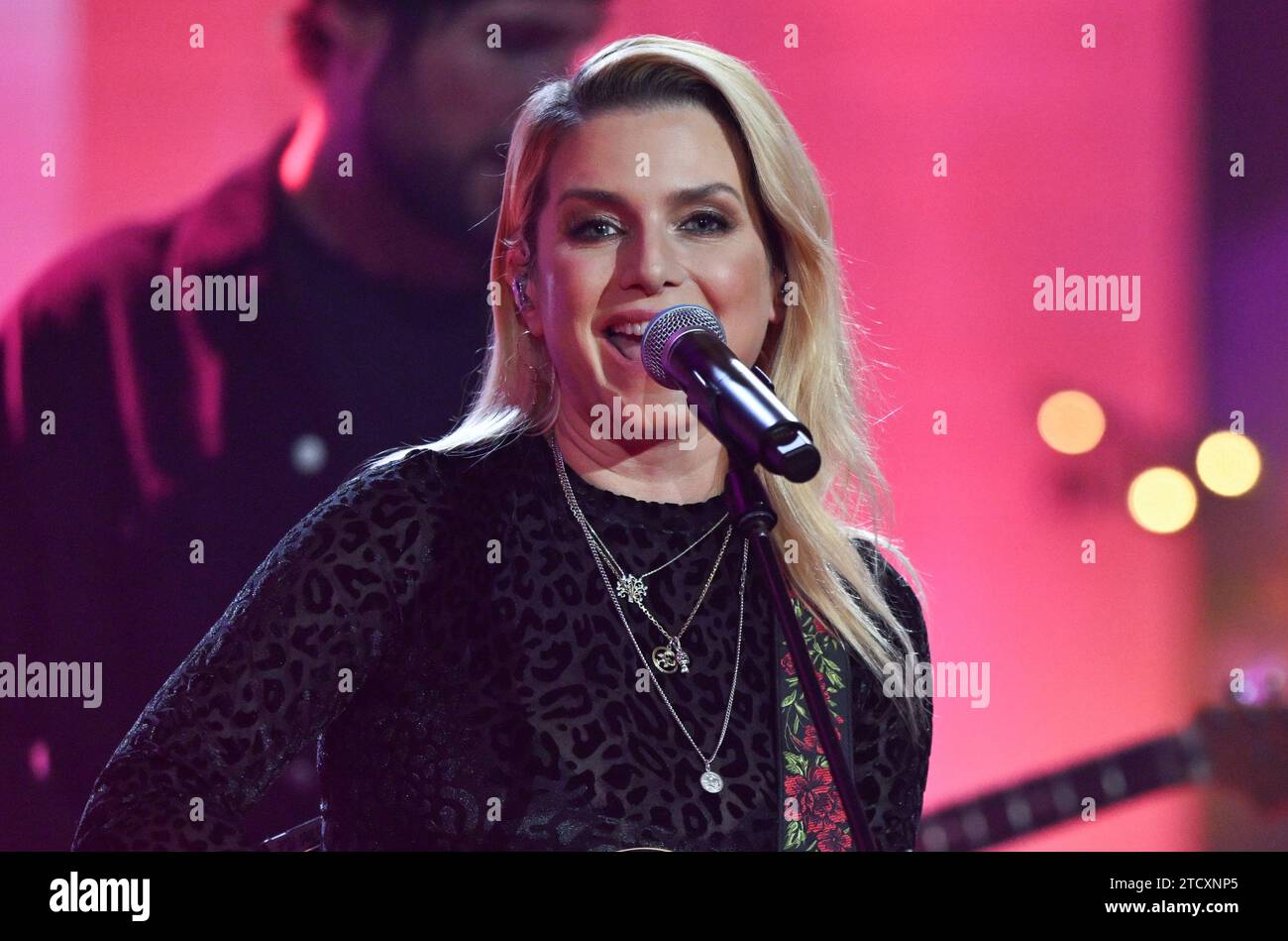 Leipzig, Germany. 14th Dec, 2023. German singer Jeanette Biedermann ...