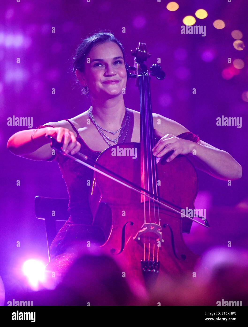 Leipzig, Germany. 14th Dec, 2023. German cellist Raphaela Gromes ...