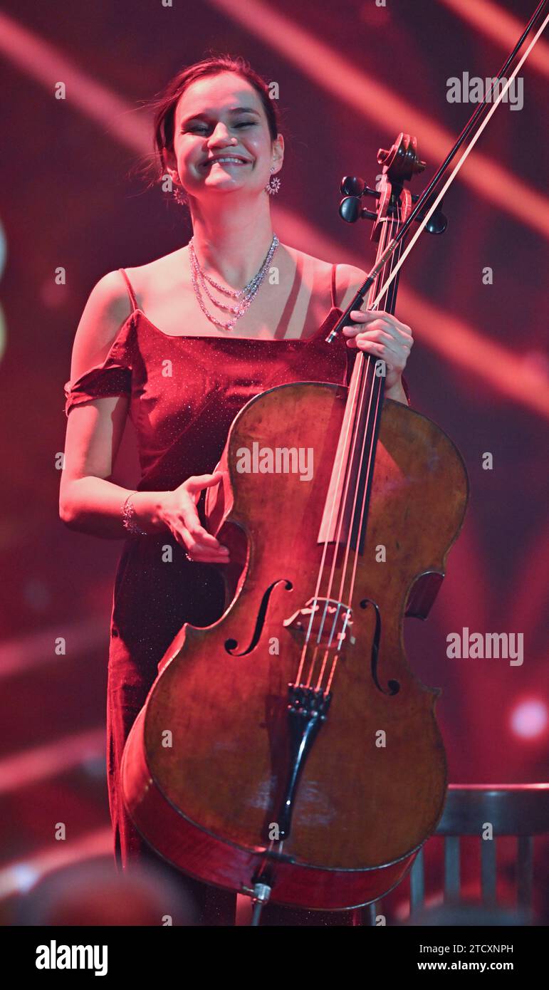 Leipzig, Germany. 14th Dec, 2023. German cellist Raphaela Gromes ...