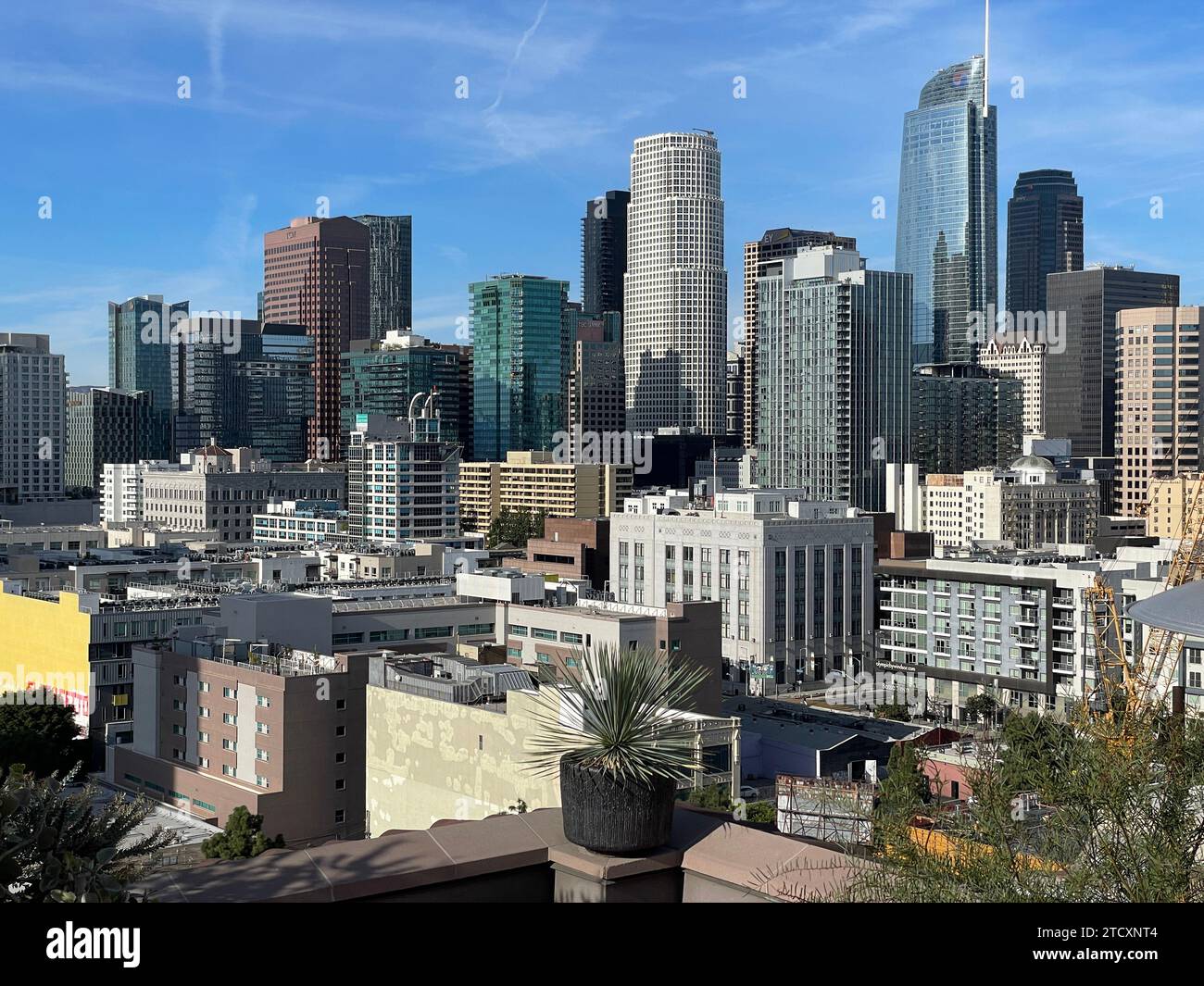 The downtown Los Angeles skyline on a clear day. Los Angeles ...