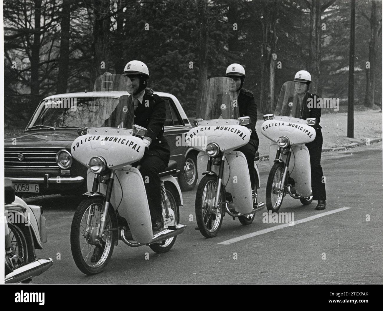 Madrid, 11/30/1973. Municipal traffic police. Parade of the motorized ...