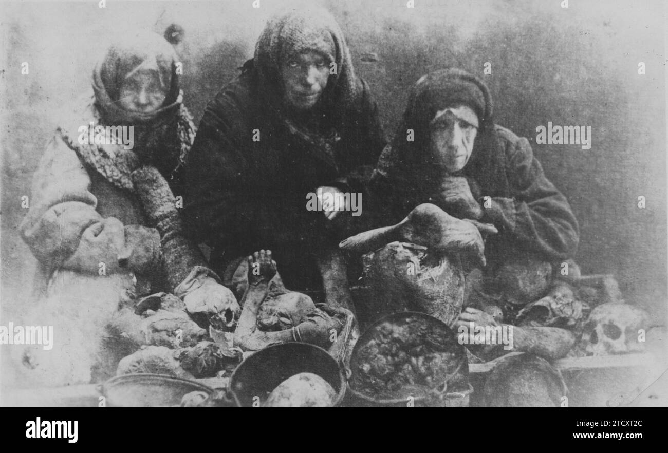 01/01/1932. Ukraine. Holodomor. photographs of hunger. Credit: Album ...