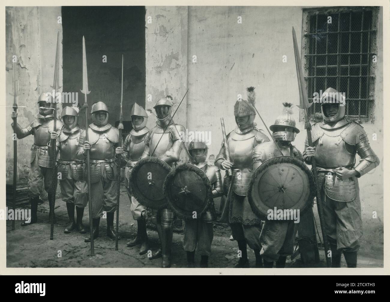 Toledo, 04/03/1931. Easter week. Roman soldiers, in 17th century armor ...