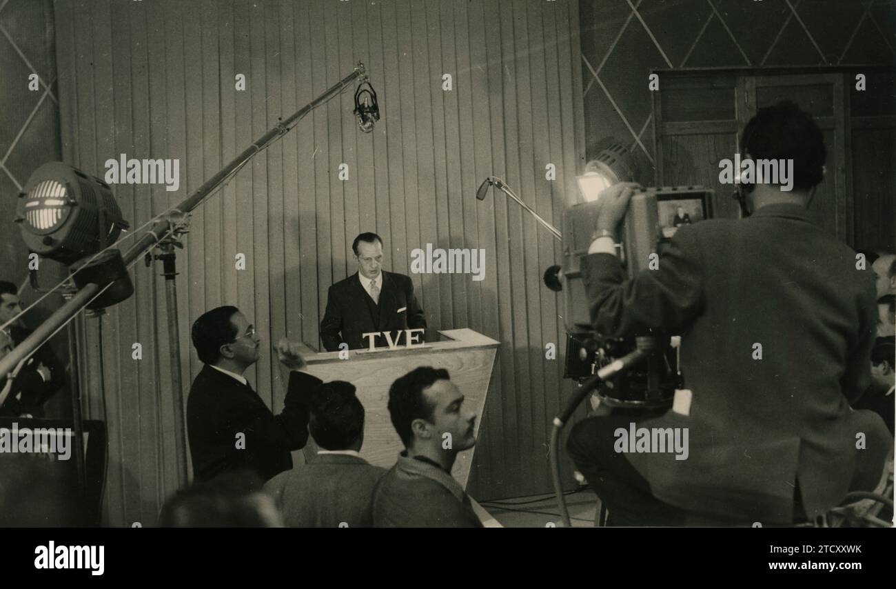 MADRID, 10/28/1956.- The Minister of Information and Tourism, Mr ...