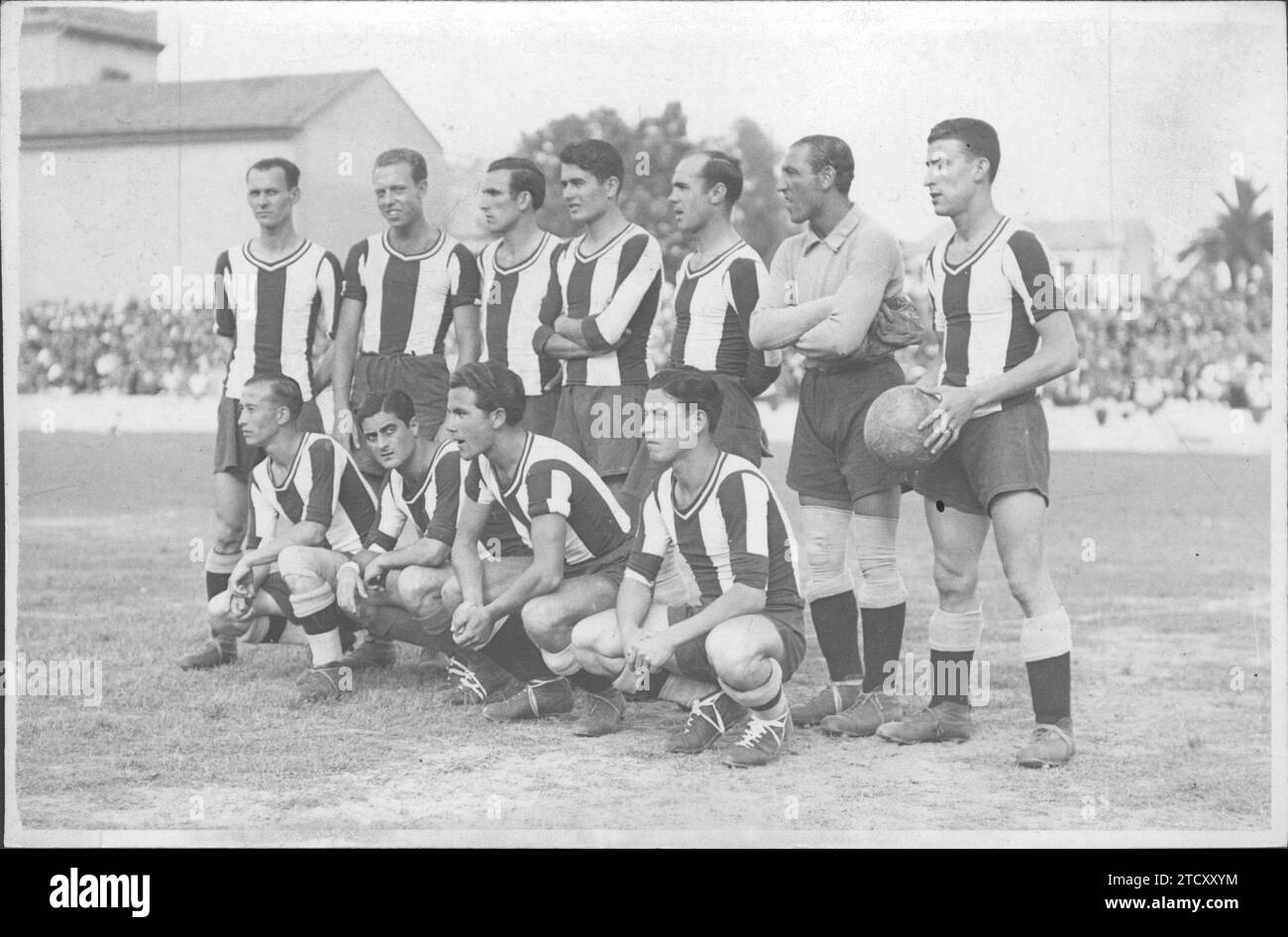 Valencia CF Levante team from 1935. Standing, from left to right: Puig ...