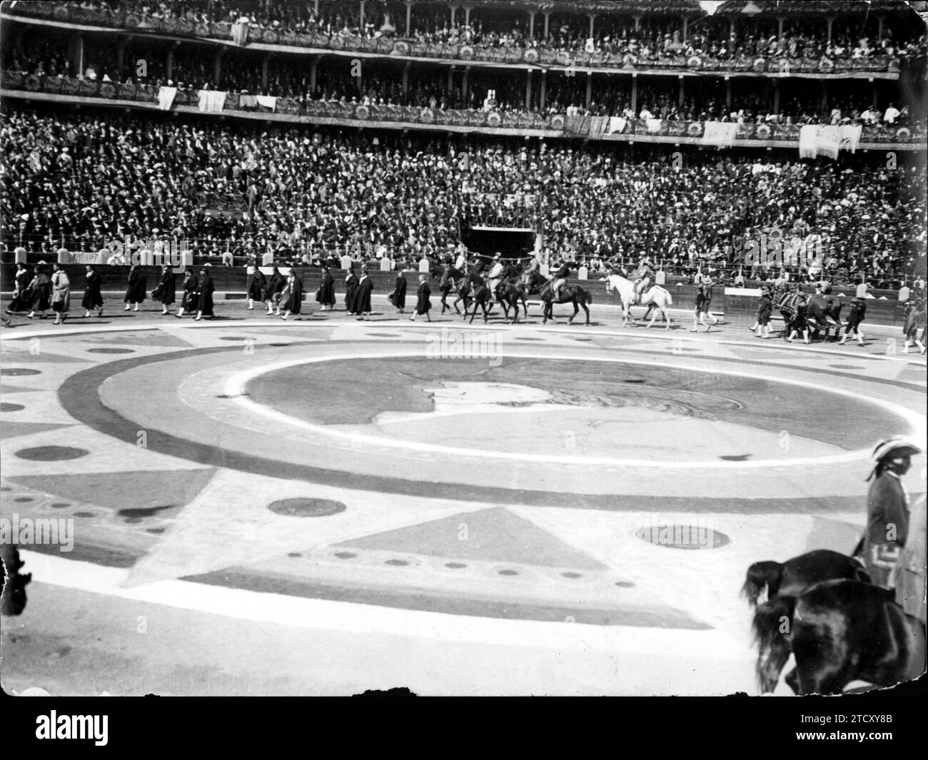 Francisco de goya bullfight hi-res stock photography and images - Alamy