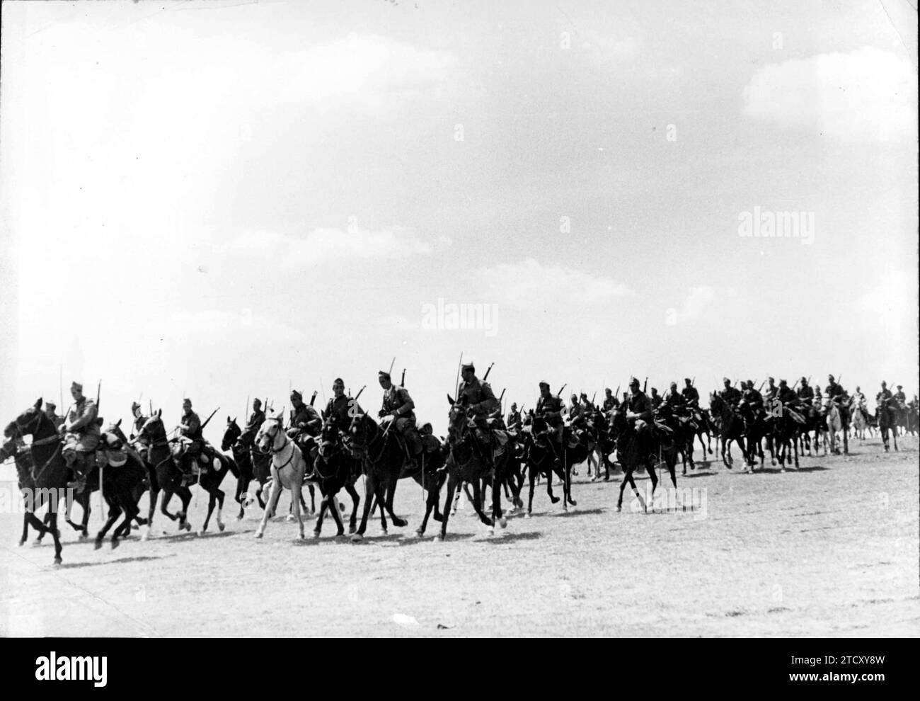 05/31/1937. Forces of the Republican cavalry parading before their ...