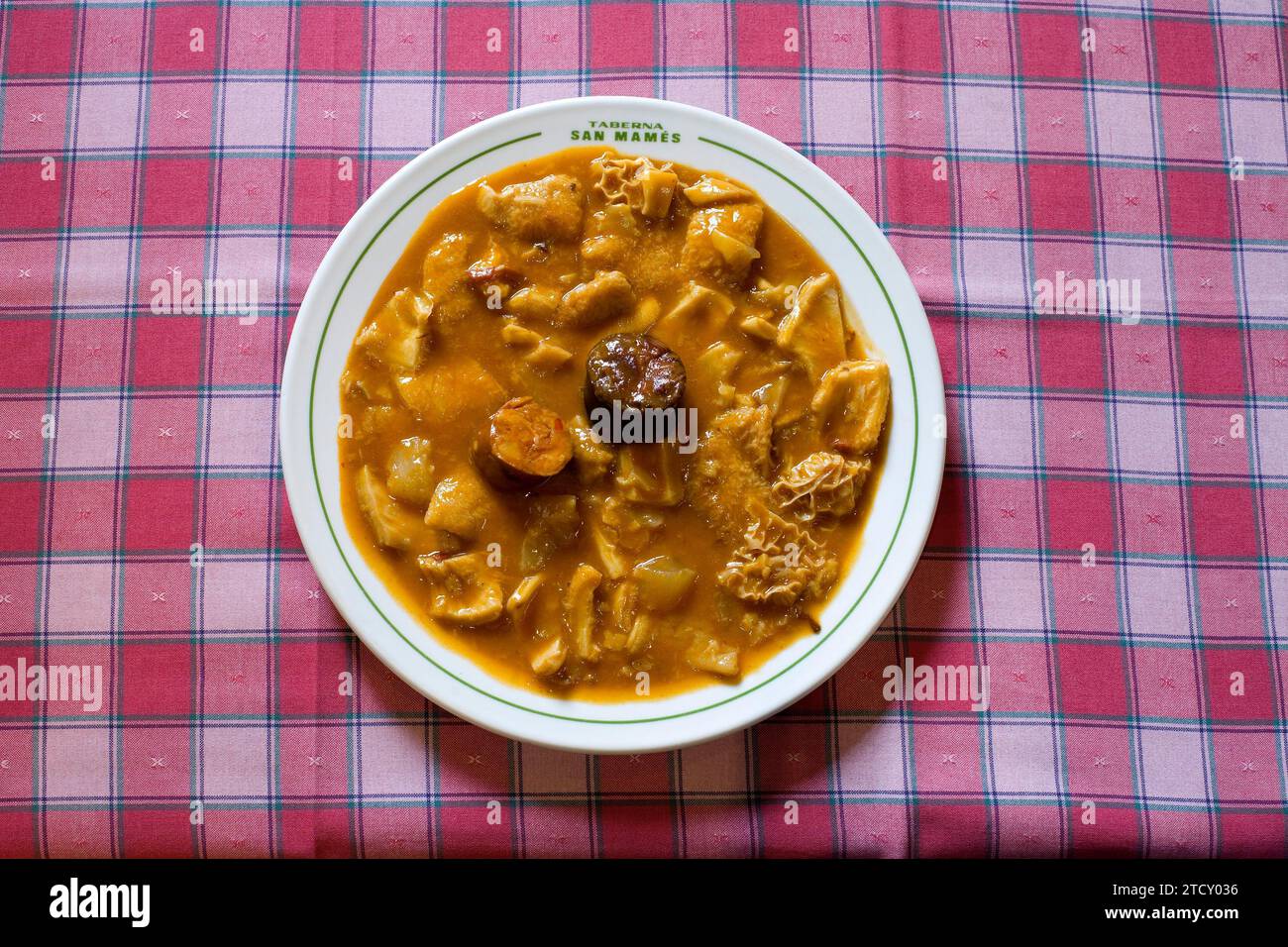 Madrid, 10/12/2010. Report about Madrid. In the Image: Tripe plate from ...