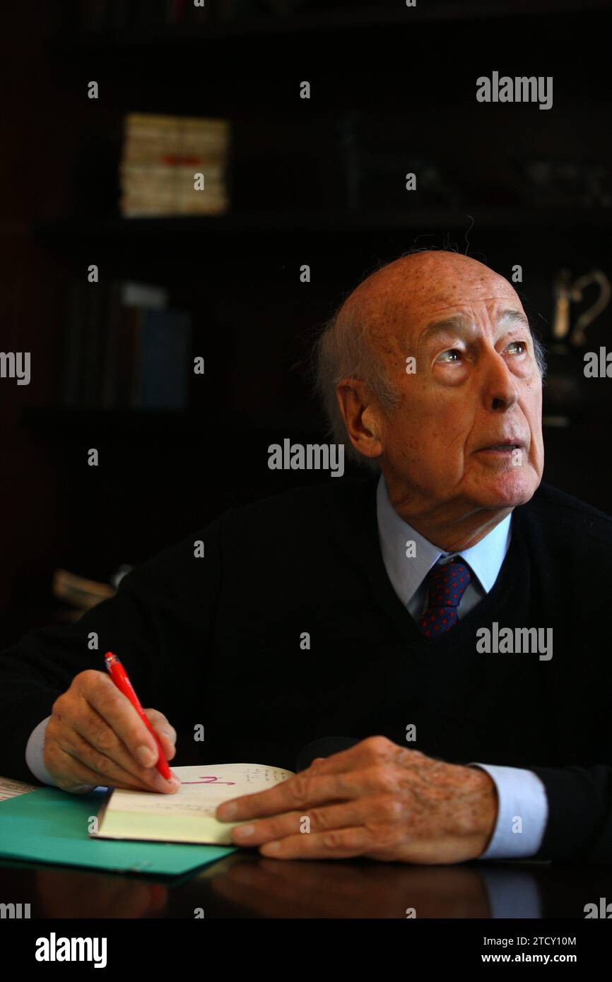 Madrid, 03/26/2010. Interview with Giscard d'Estaing. Image Oscar del ...
