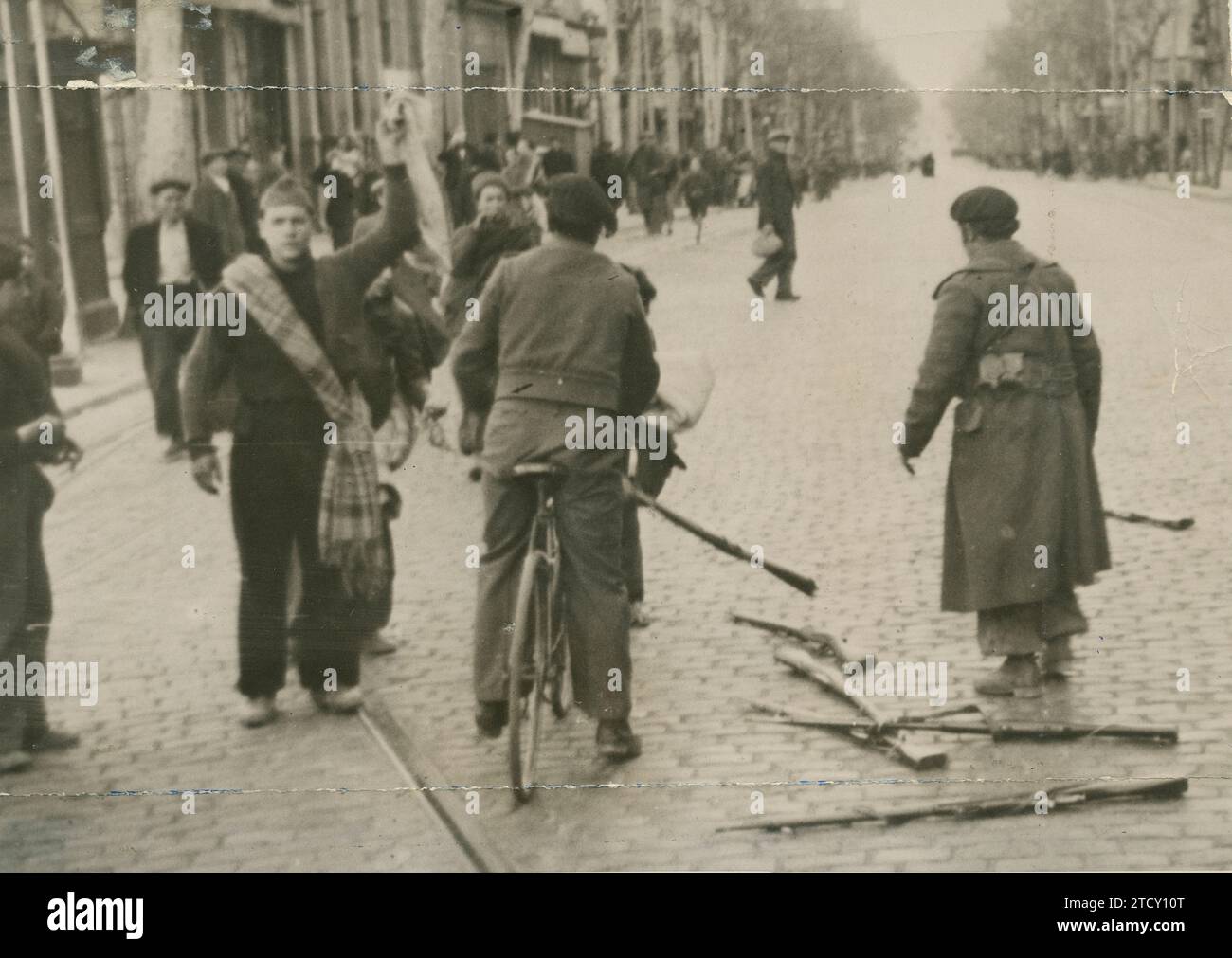 Barcelona, January 27, 1939. Spanish Civil War. Franco's soldiers ...